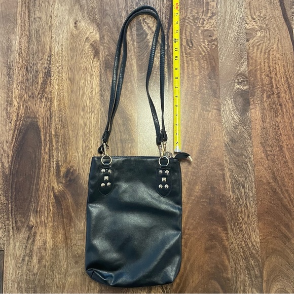 Jingpin | Bags | Jingpin Smiling Skull Faux Leather Shoulder Bag | Poshmark